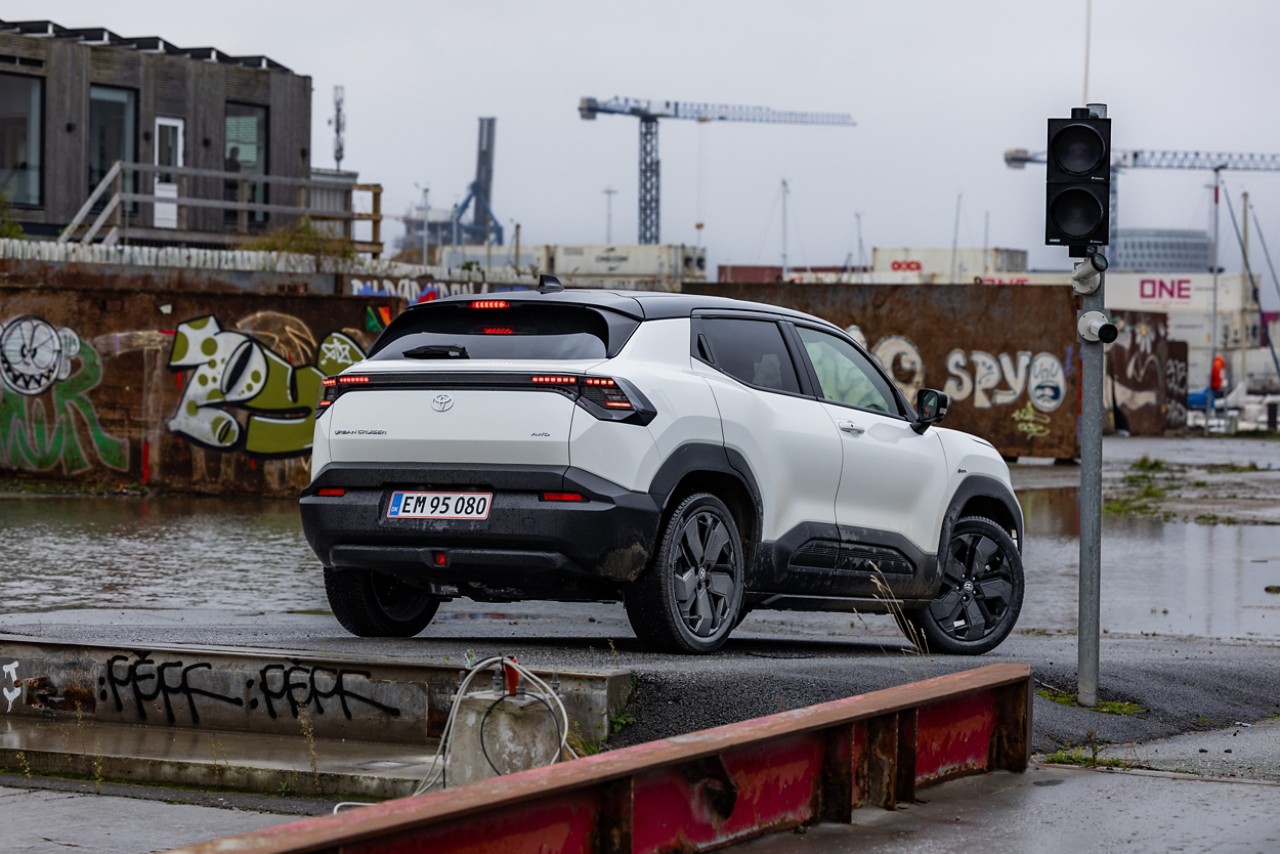 Toyota løfter sløret for ny bZ4X elbil | Toyota Denmark