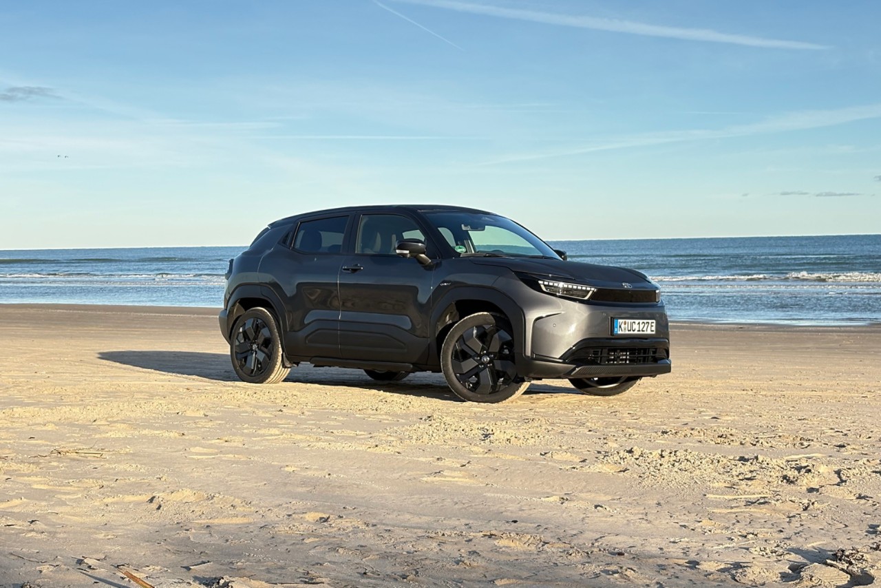 Toyota løfter sløret for ny bZ4X elbil | Toyota Denmark